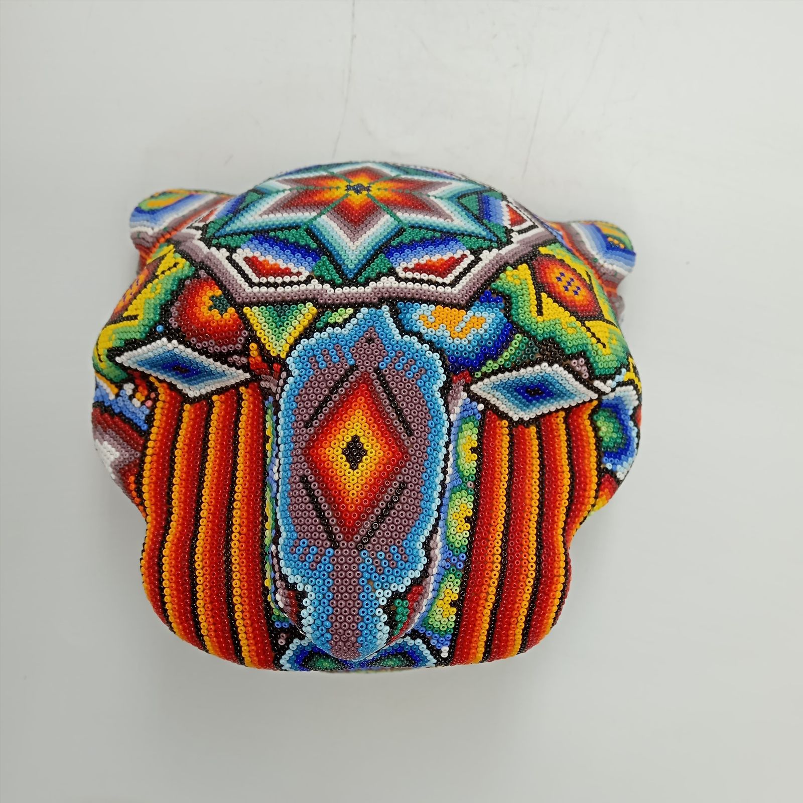 Huichol Hand Beaded Jaguar Head Jesus Jimenez PP8466 – Peyote People
